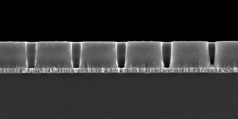 Capacitor-less IGZO-based DRAM cell with excellent retention, endurance ...