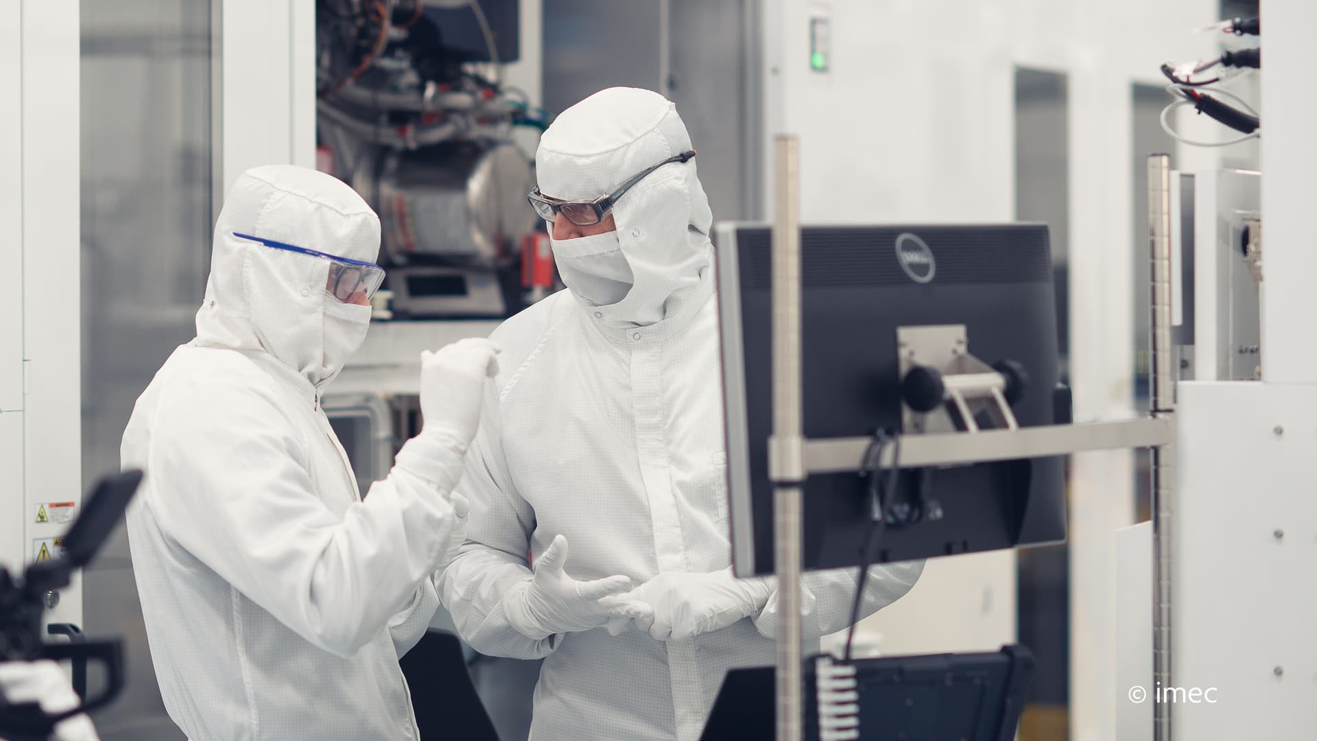 Imec demonstrates semi-damascene interconnects with fully self-aligned ...