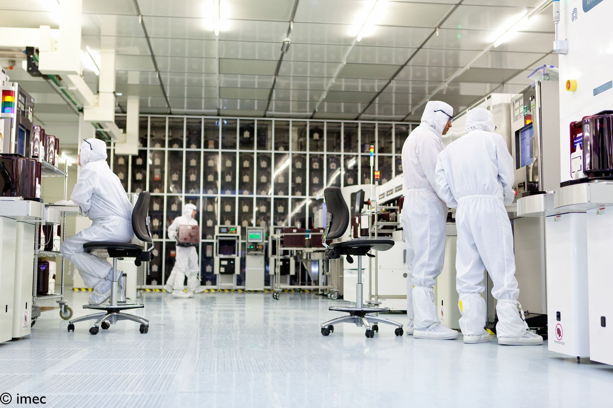 Non-destructive readout for ferroelectric capacitors | imec