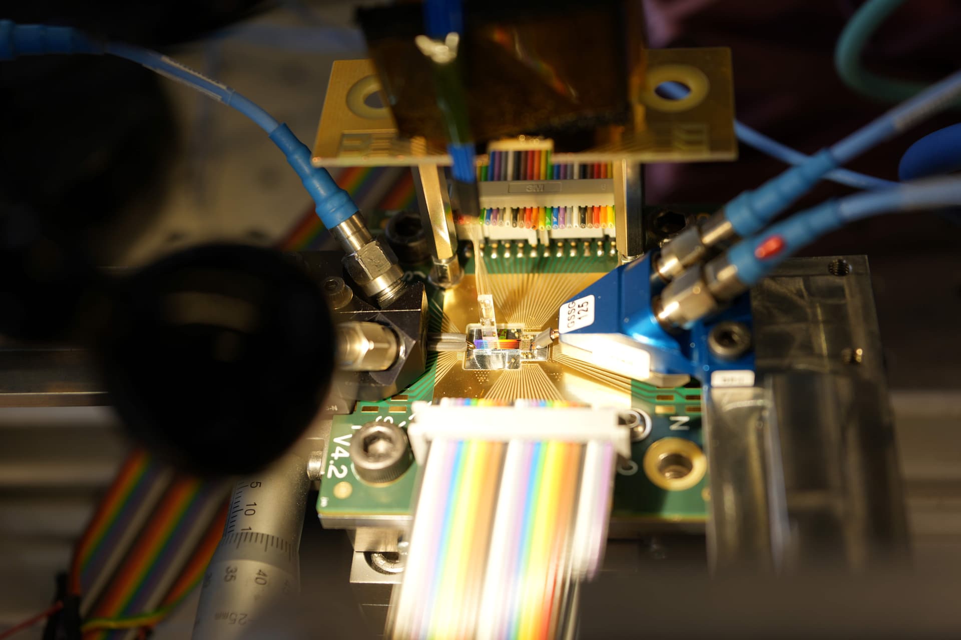 Sentea unveils the world’s first FBG fiber sensor Interrogator-on-Chip ...
