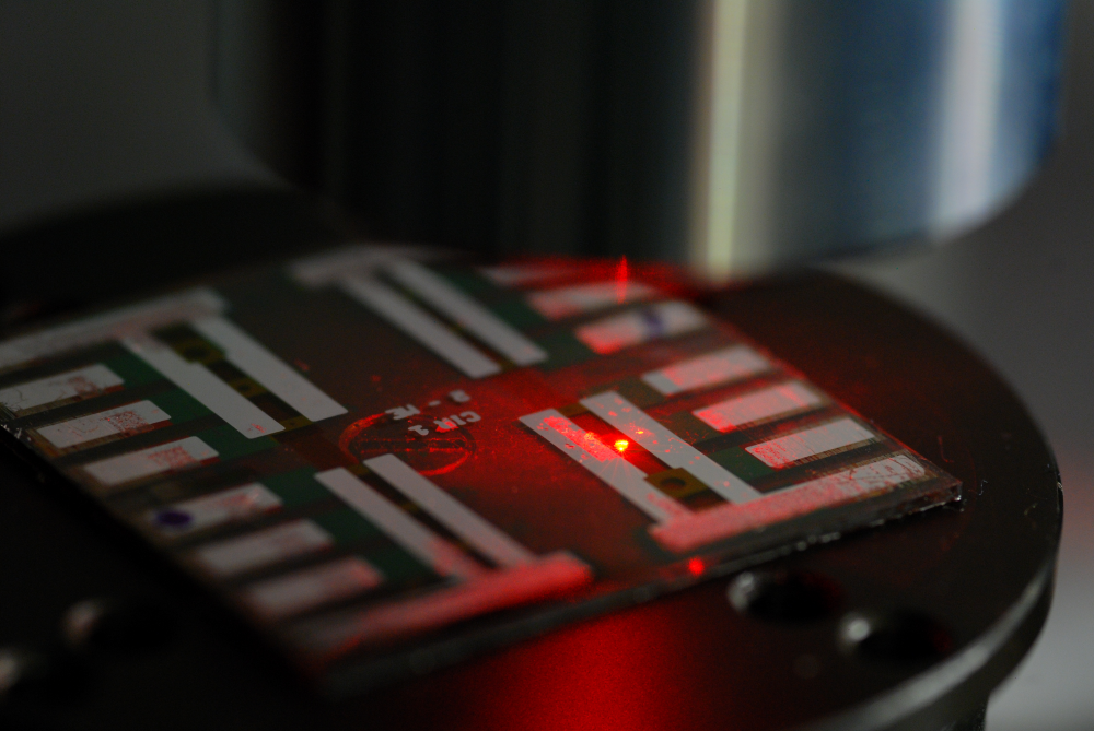 Perovskite LEDs, a thousand times brighter than OLEDs | imec