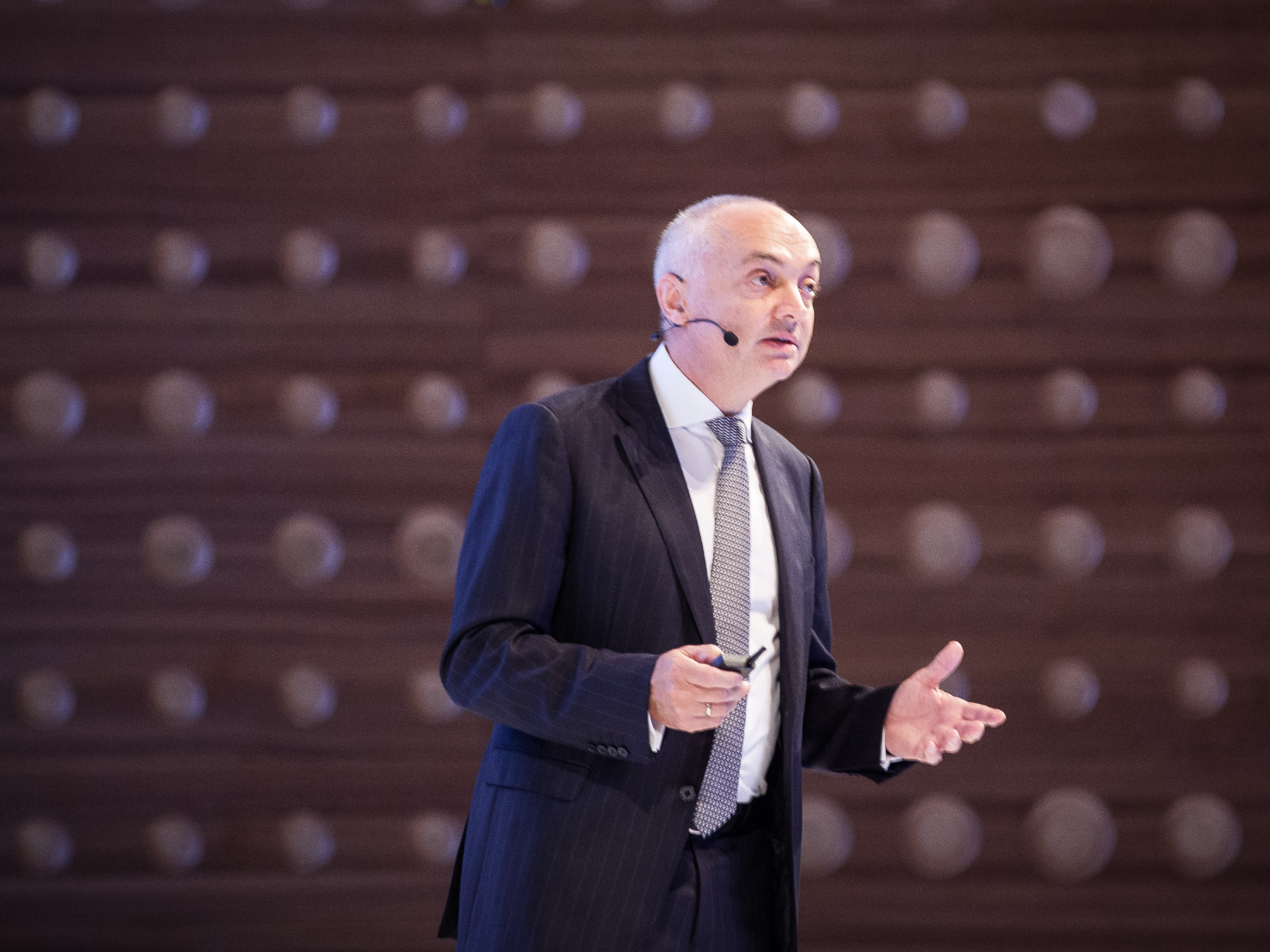 Luc Van den hove to Receive SEMI Sales and Marketing Excellence Award ...