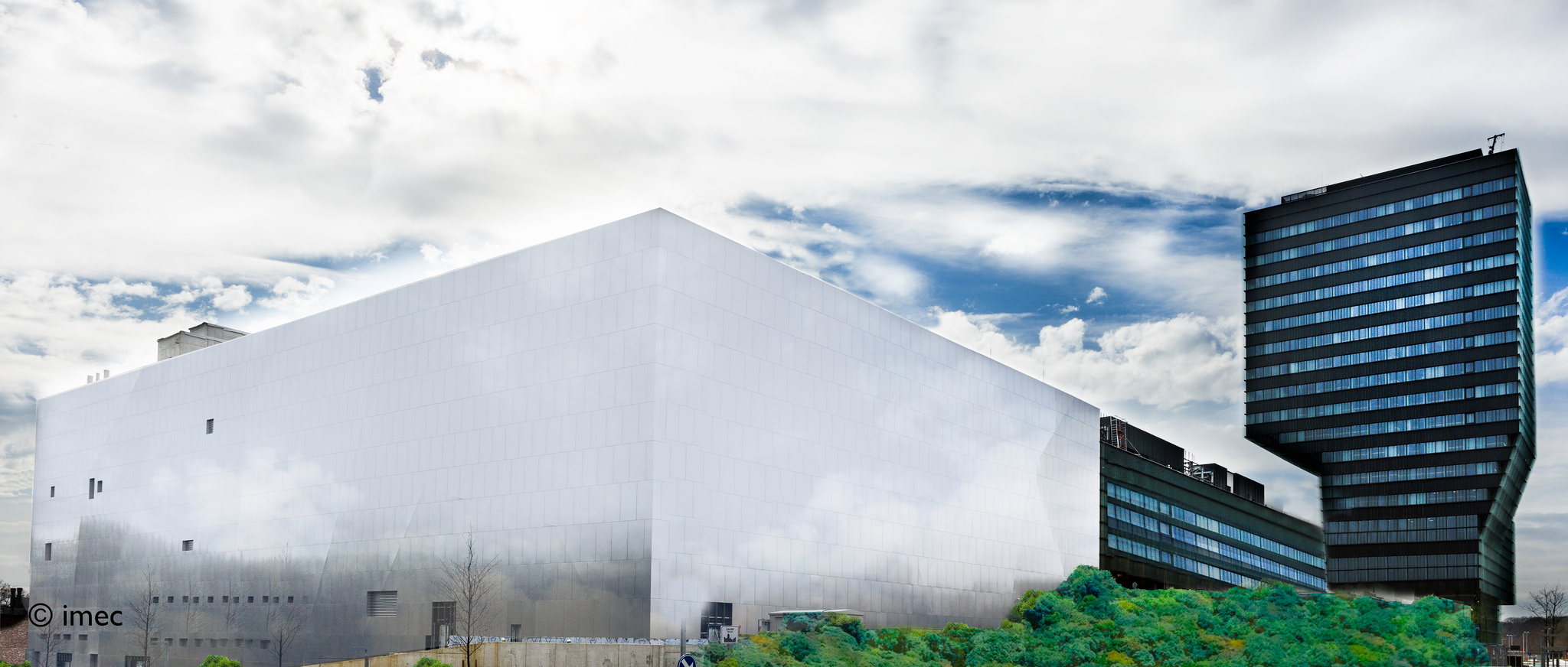 Infrastructure: semiconductor cleanrooms and labs | imec