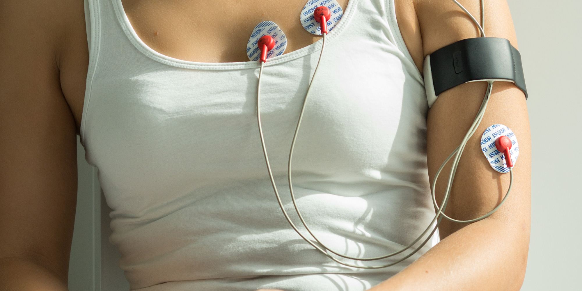 Sensor bracelet detects epileptic seizures | imec