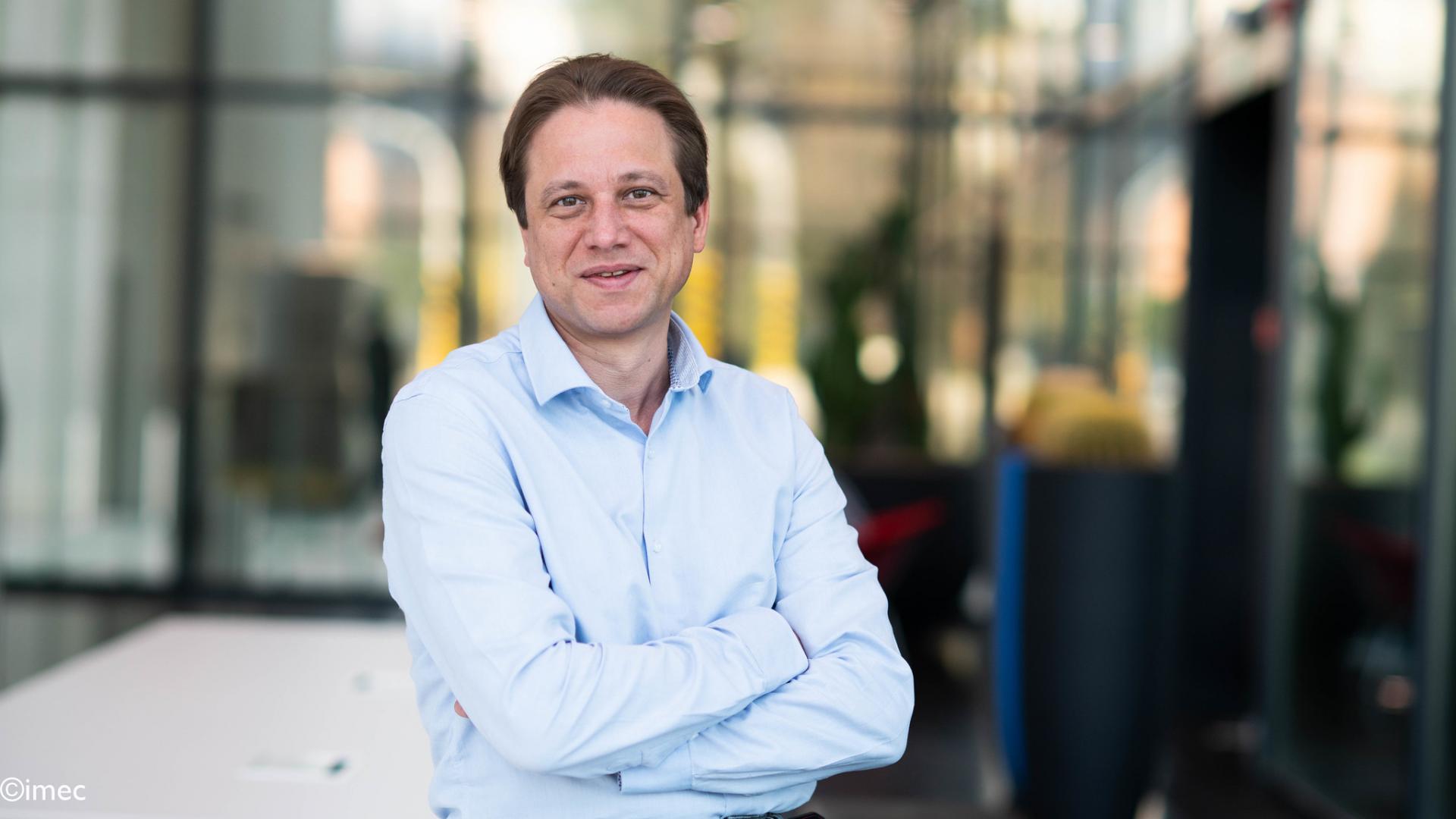 Imec demonstrates semi-damascene interconnects with fully self-aligned ...