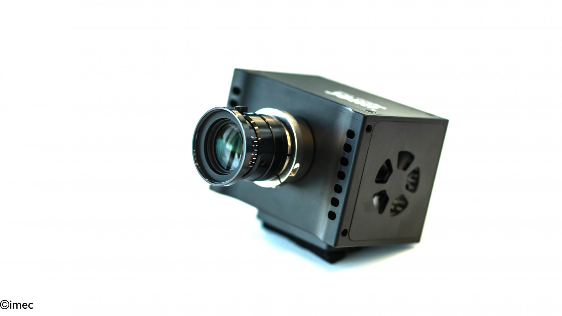 Paintings, pythons and pears: the spectrum of hyperspectral applications.